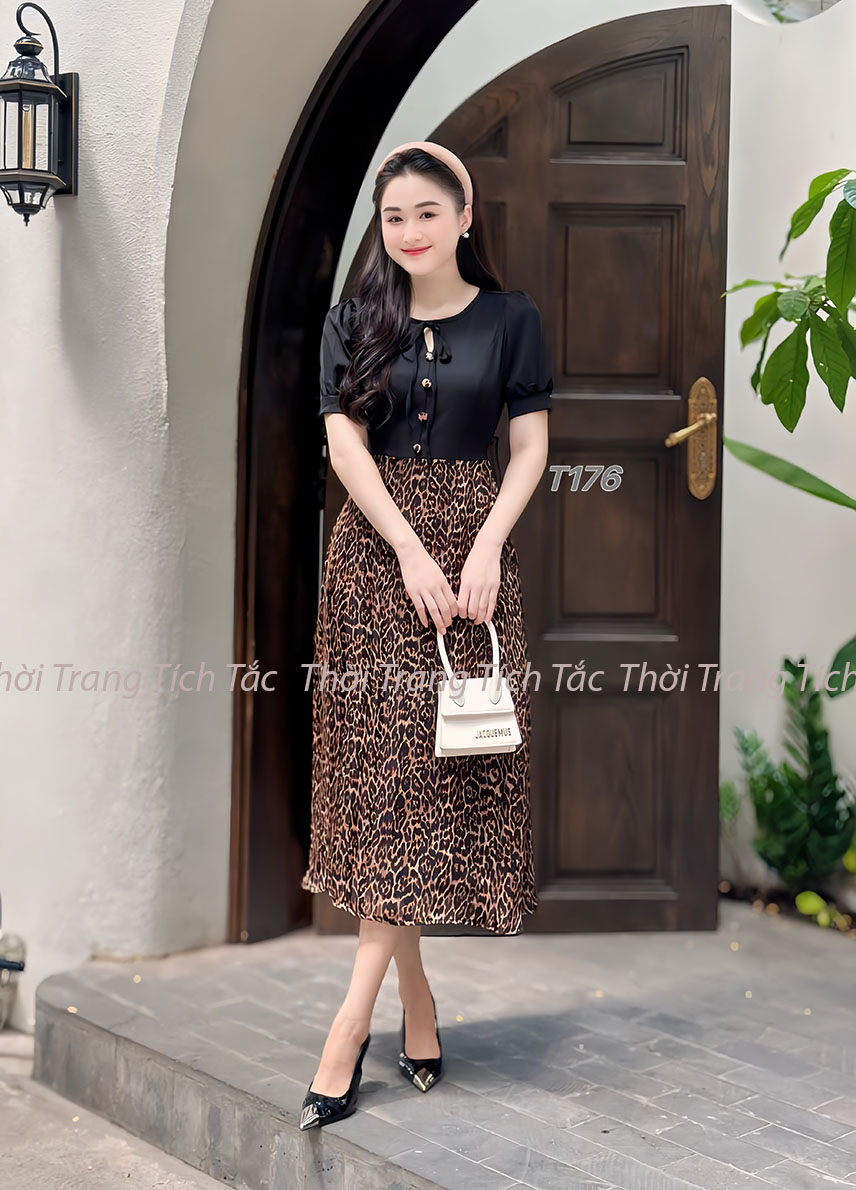 Dam xoe phoi ao den chan vay beo e176 5